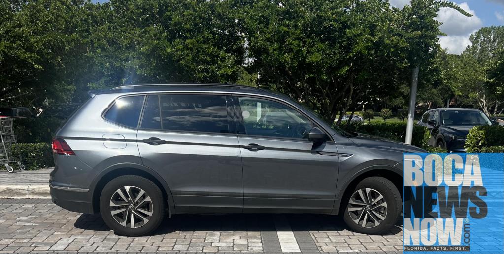 BOCA RUDETON: Driver Couldn’t Park In One Place At Park Place In Boca ...